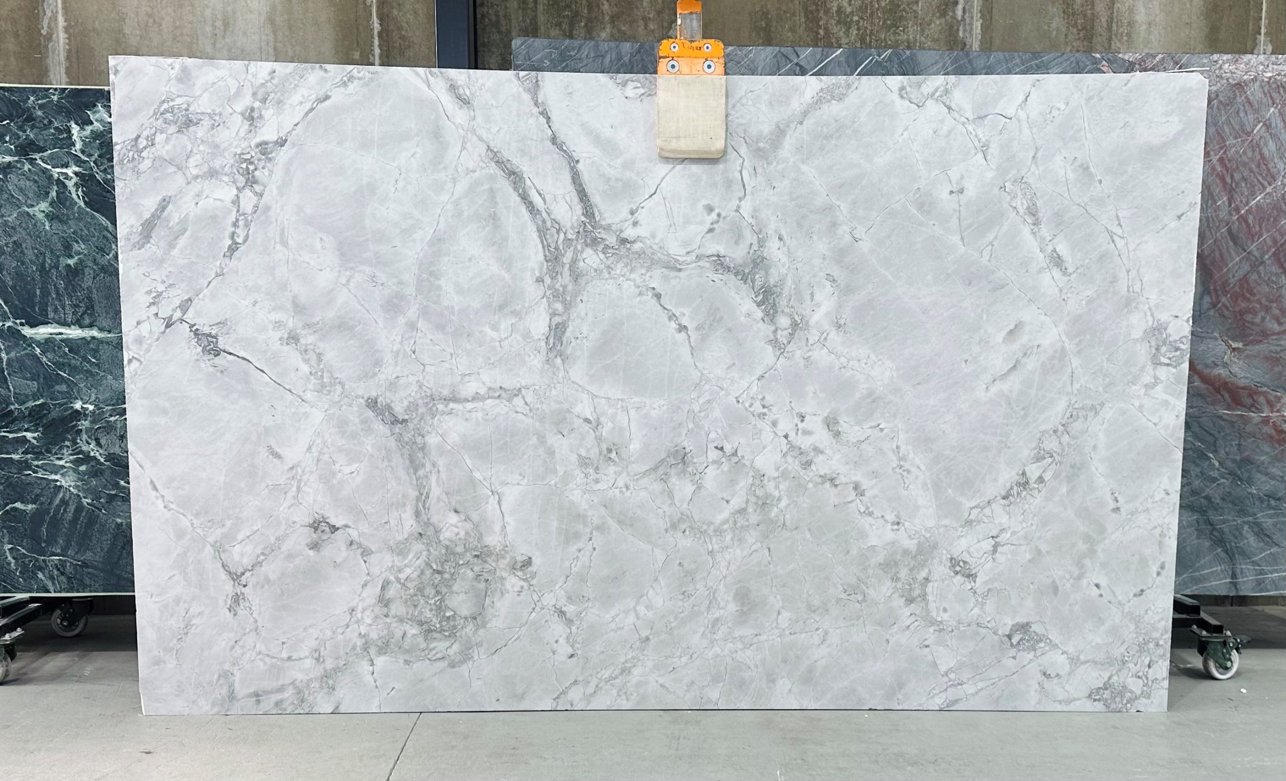 Super White Dolomite - CAV’ART